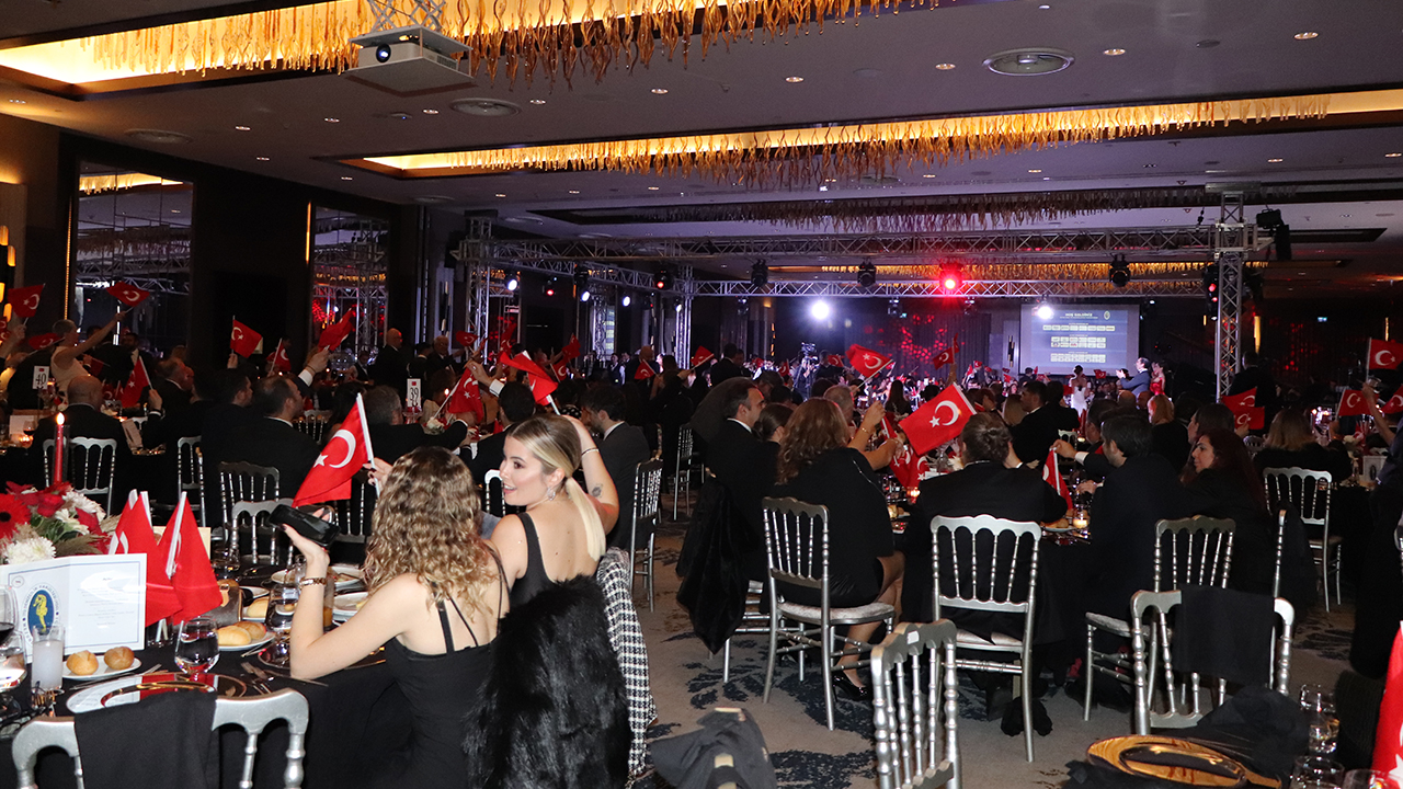 DEFAMED cumhuriyetin 101. yılını balo ile kutladı - 7deniz Haber