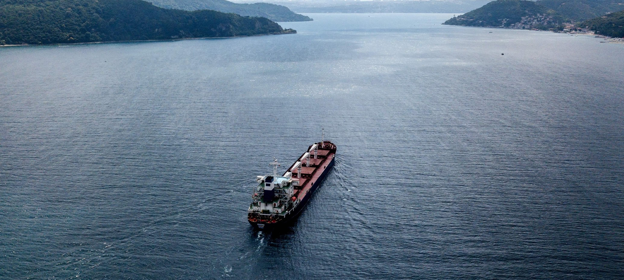 İlk tahıl gemisi RAZONI hâlâ nihai limanına ulaşamadı - 7deniz Haber